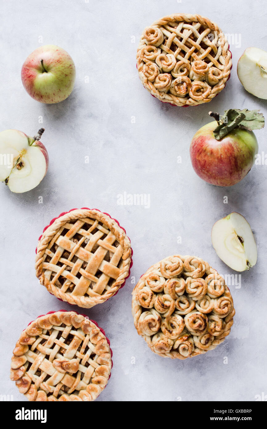 Dough lattice hi-res stock photography and images - Alamy