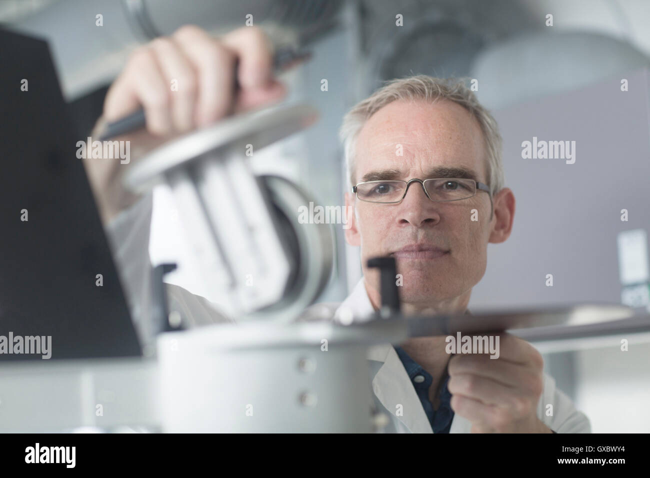 Meteorological laboratory hi-res stock photography and images - Alamy