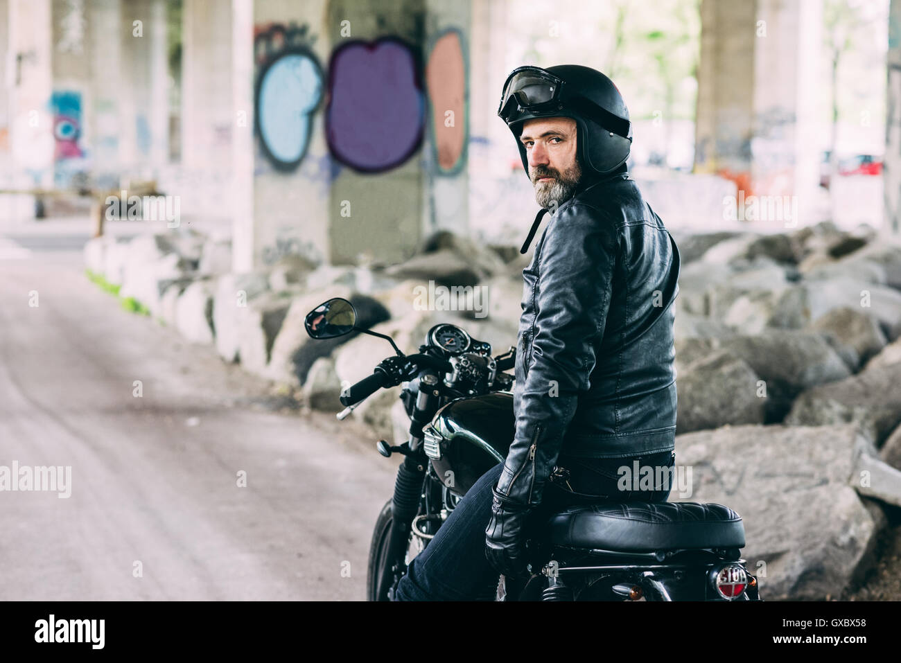 Shoulder underneath hi-res stock photography and images - Alamy