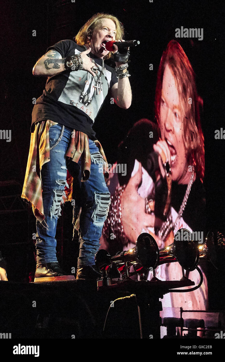 Guns N’ Roses perform live in concert at Soldier Field during the 'Not ...
