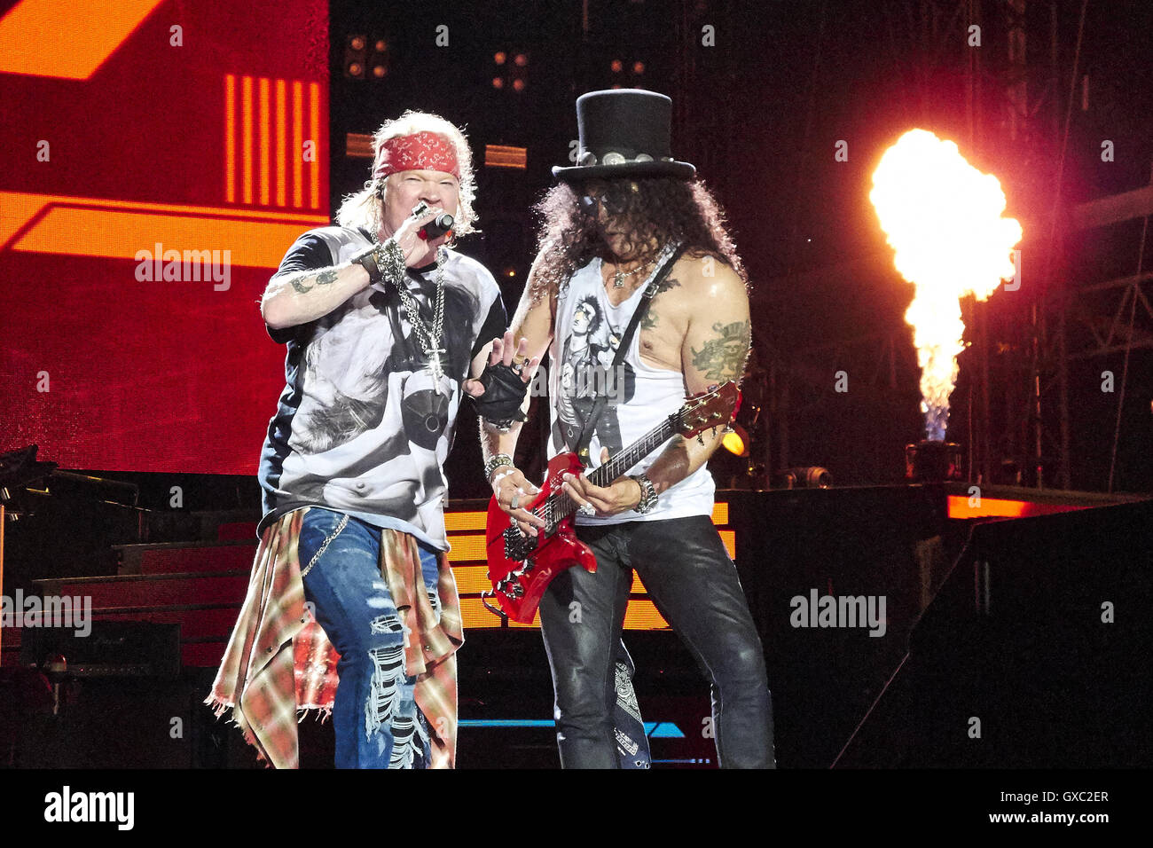 Guns n roses hi-res stock photography and images - Alamy