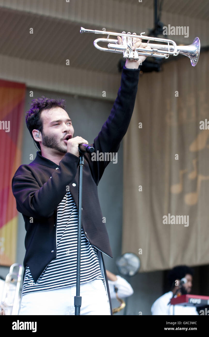 Donnie shell hi-res stock photography and images - Alamy