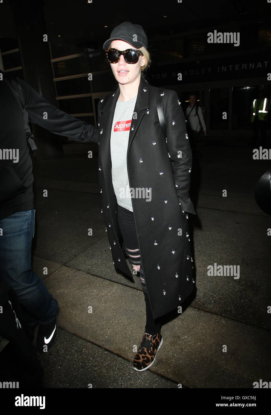 Iggy Azalea arriving at Los Angeles International Airport (LAX) wearing ...