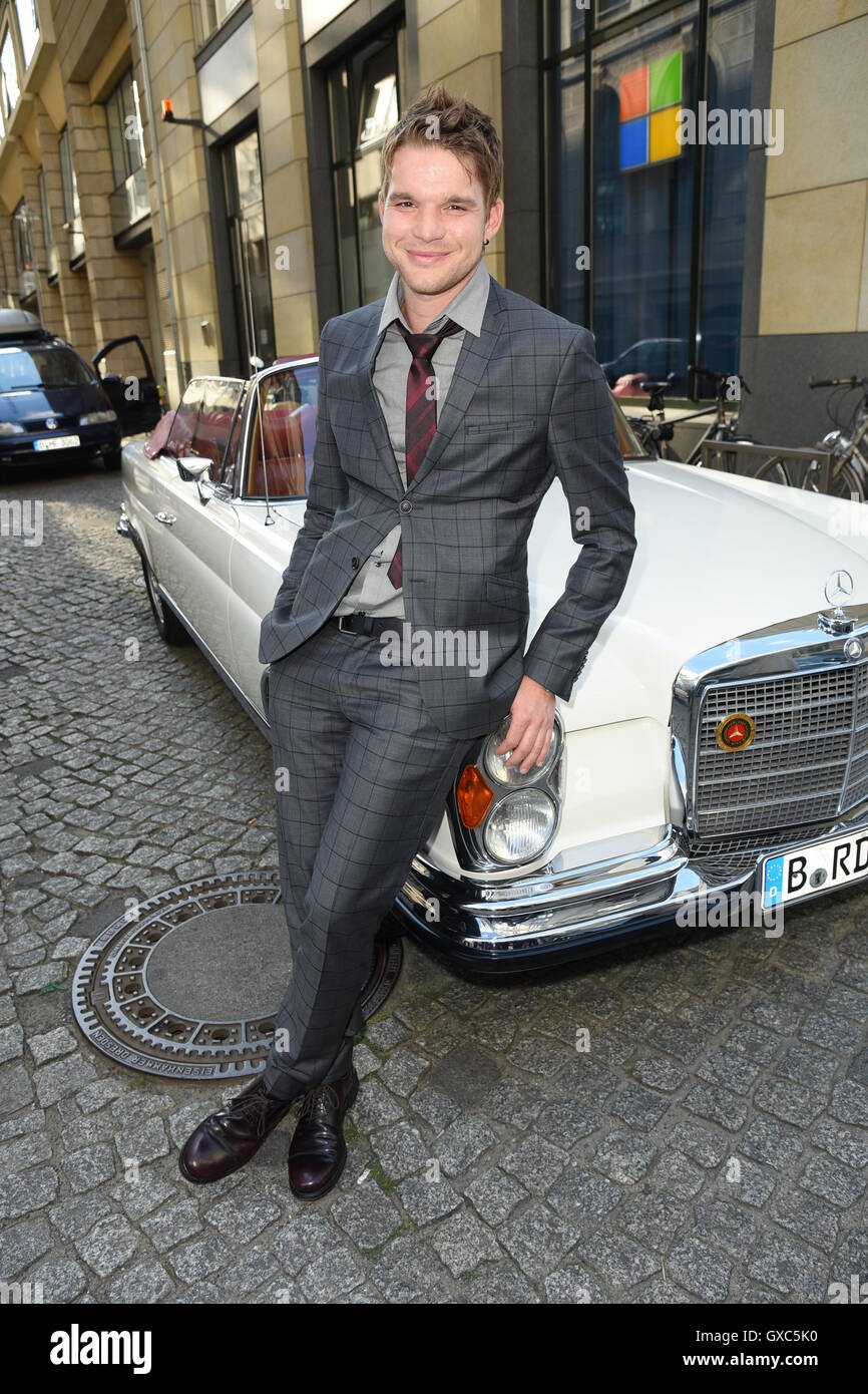 Aline Reimer Stiftungs-Gala 2016 at Deutsche Bank Atrium in Mitte ...