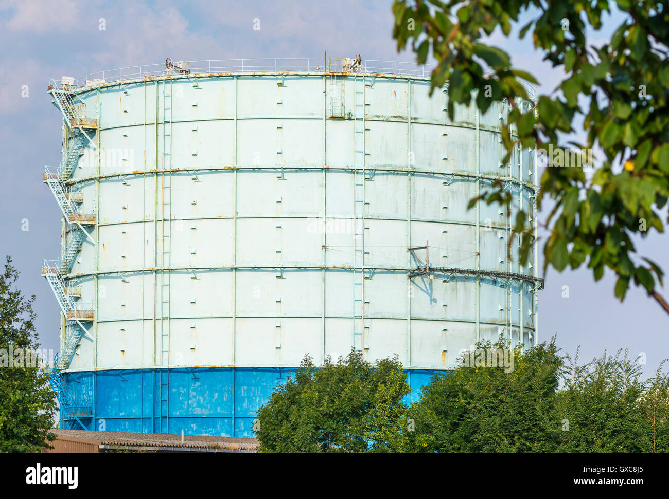 Gas storage cylinder gasometer hi-res stock photography and images - Alamy