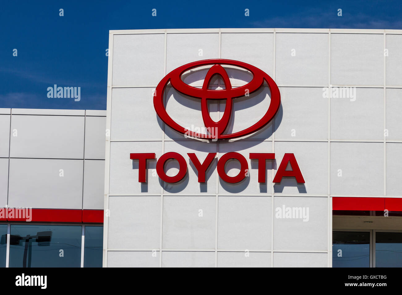 Toyota car dealership logo hi-res stock photography and images - Alamy