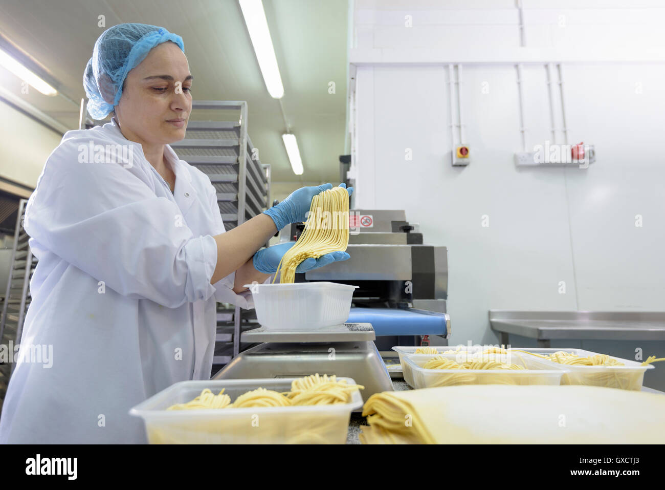 Pasta factory hi-res stock photography and images - Alamy
