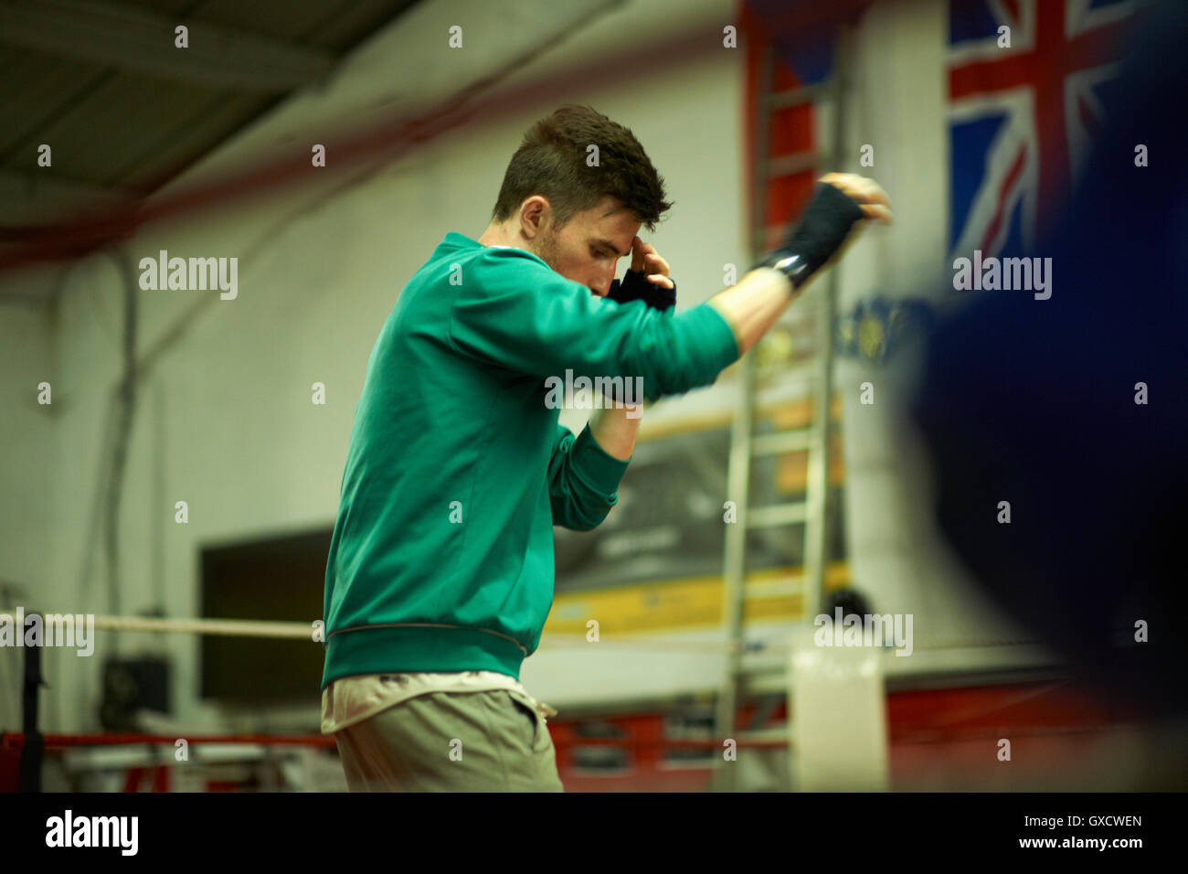 Gym practising hi-res stock photography and images - Alamy