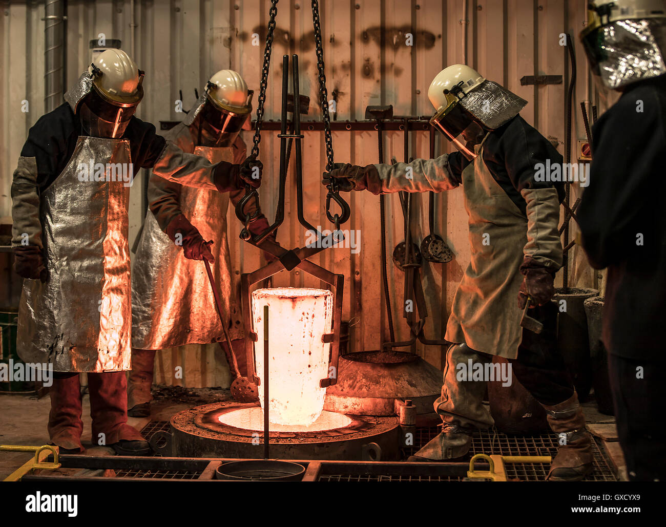 Hot melting hi-res stock photography and images - Alamy