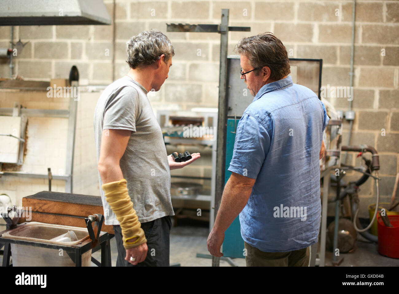 Foreground object hi-res stock photography and images - Alamy