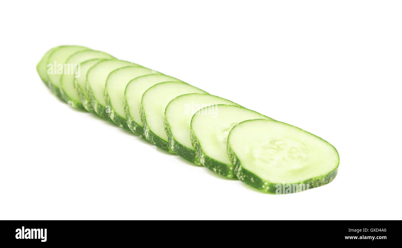 Row of fresh slices cucumber Stock Photo - Alamy