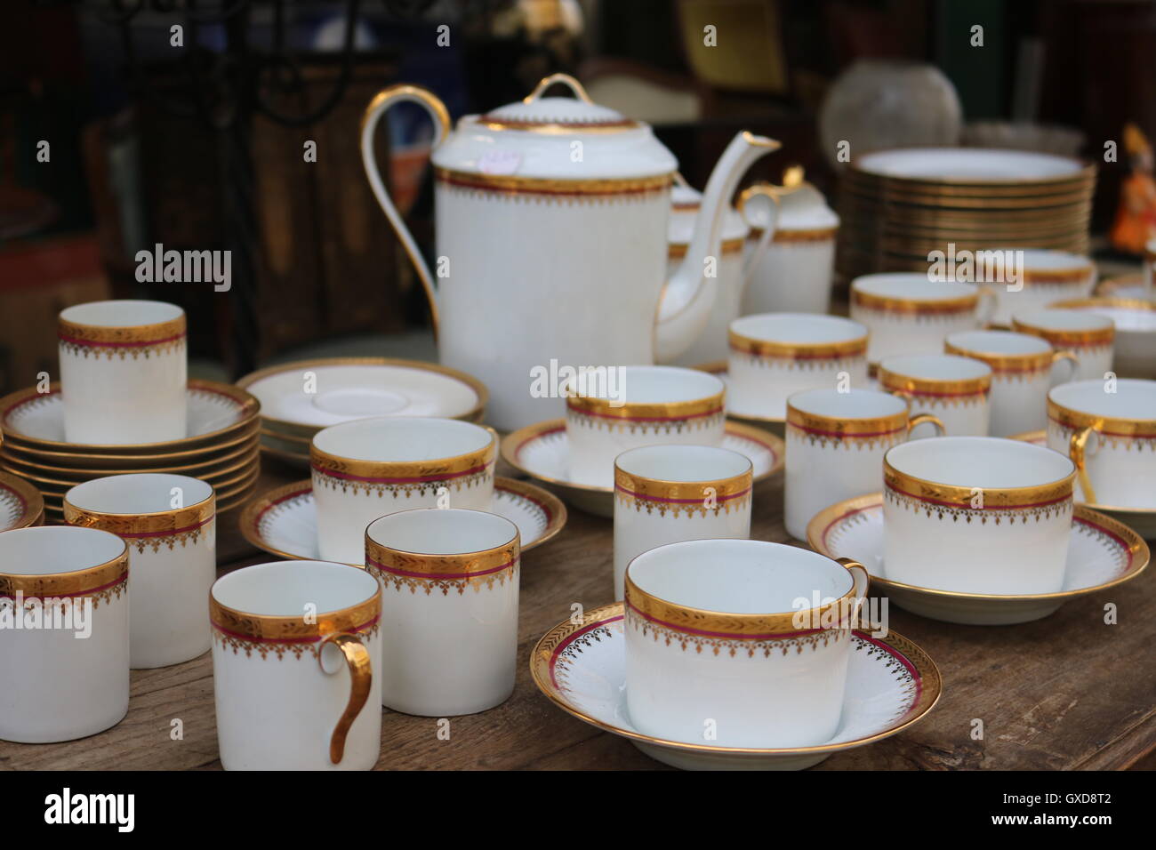 Gold tea set hi-res stock photography and images - Alamy