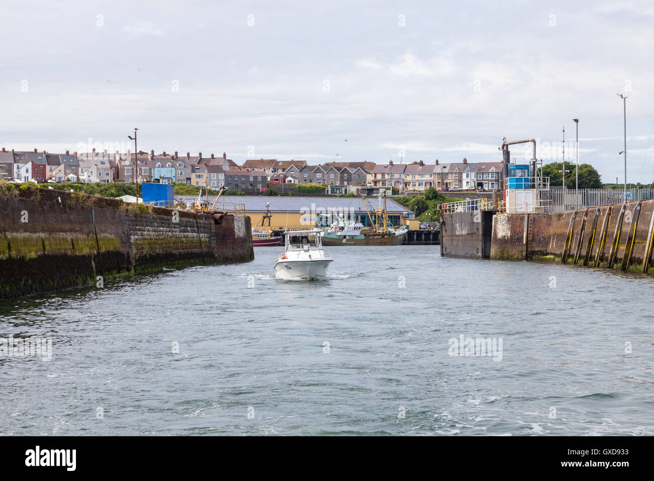 Lock gate gates hi-res stock photography and images - Alamy