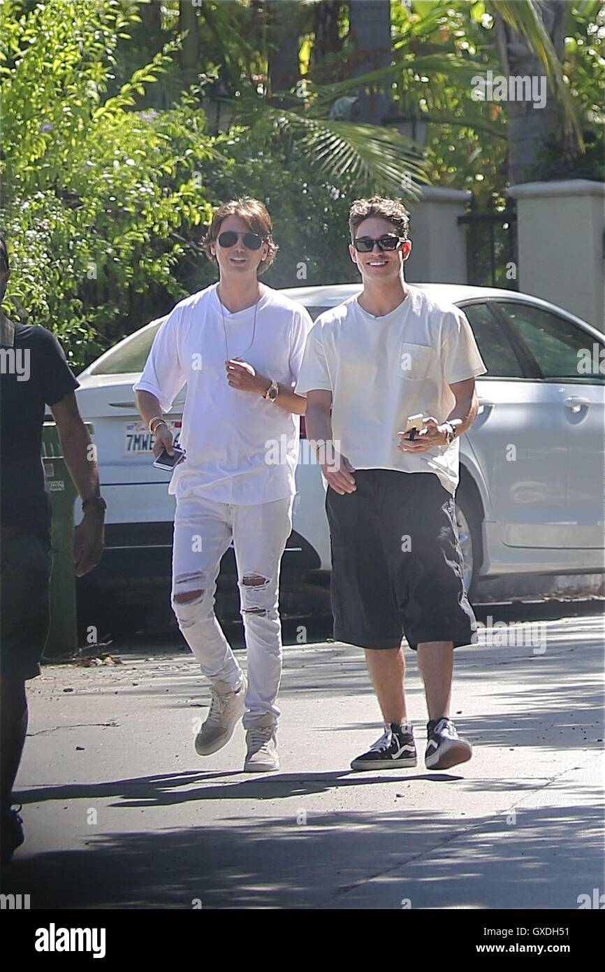 Joey Essex and Jonathan Cheban look for houses in Beverly Hills ...