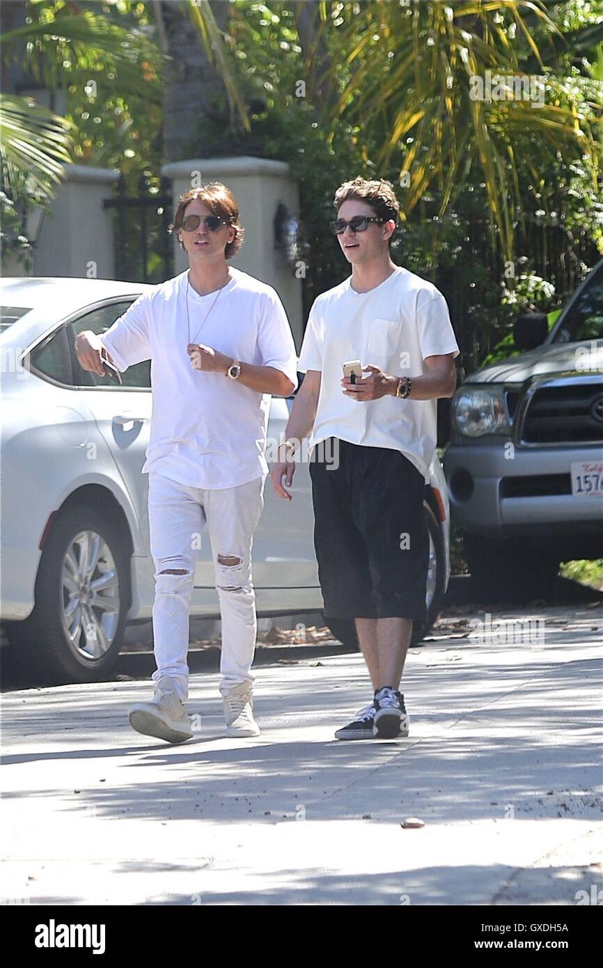 Joey Essex and Jonathan Cheban look for houses in Beverly Hills ...