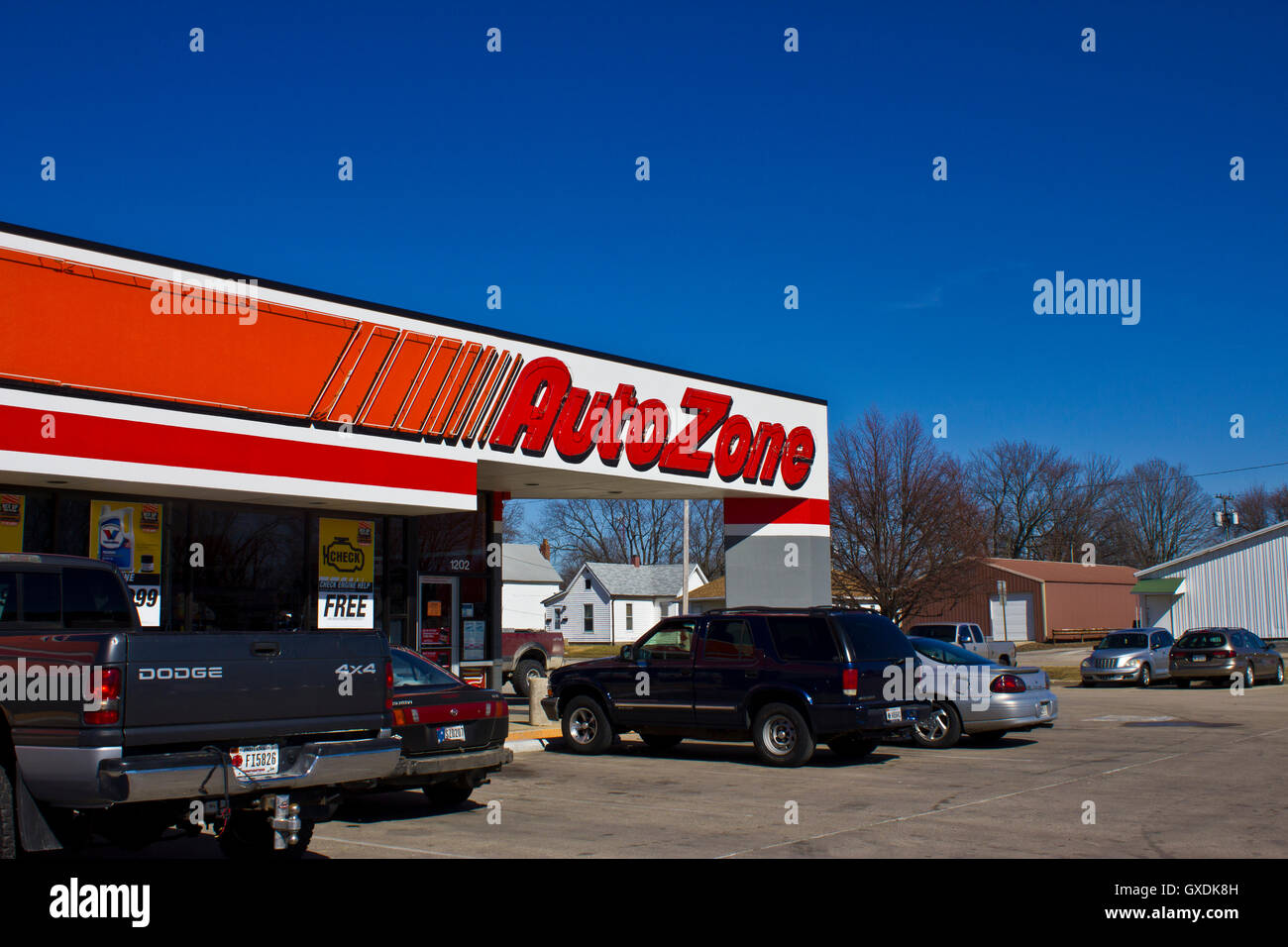 Autozone hi-res stock photography and images - Alamy