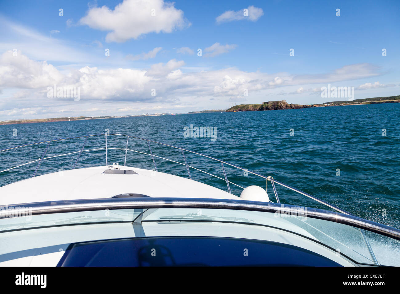 Motor cruiser sea hi-res stock photography and images - Alamy