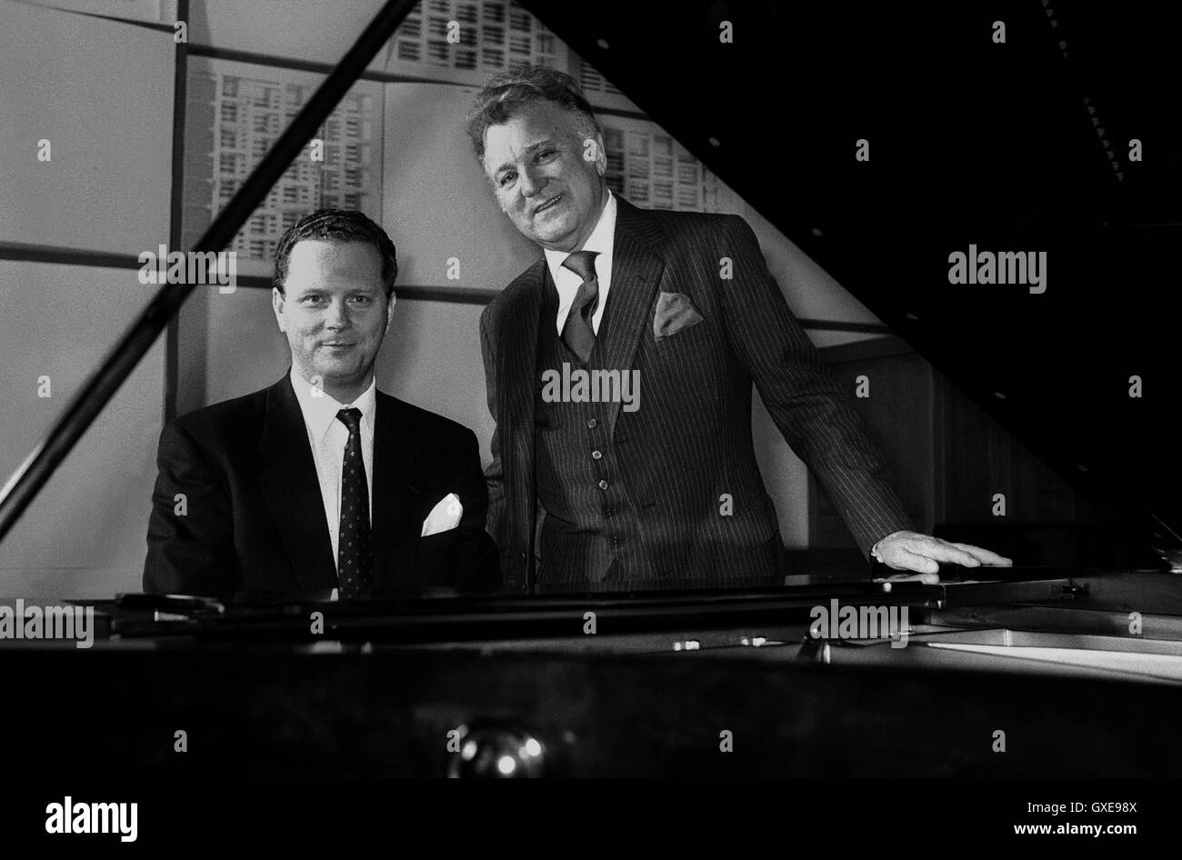 NICOLAI GEDDA Swedish opera singer with accompanist Lars Roos in ...