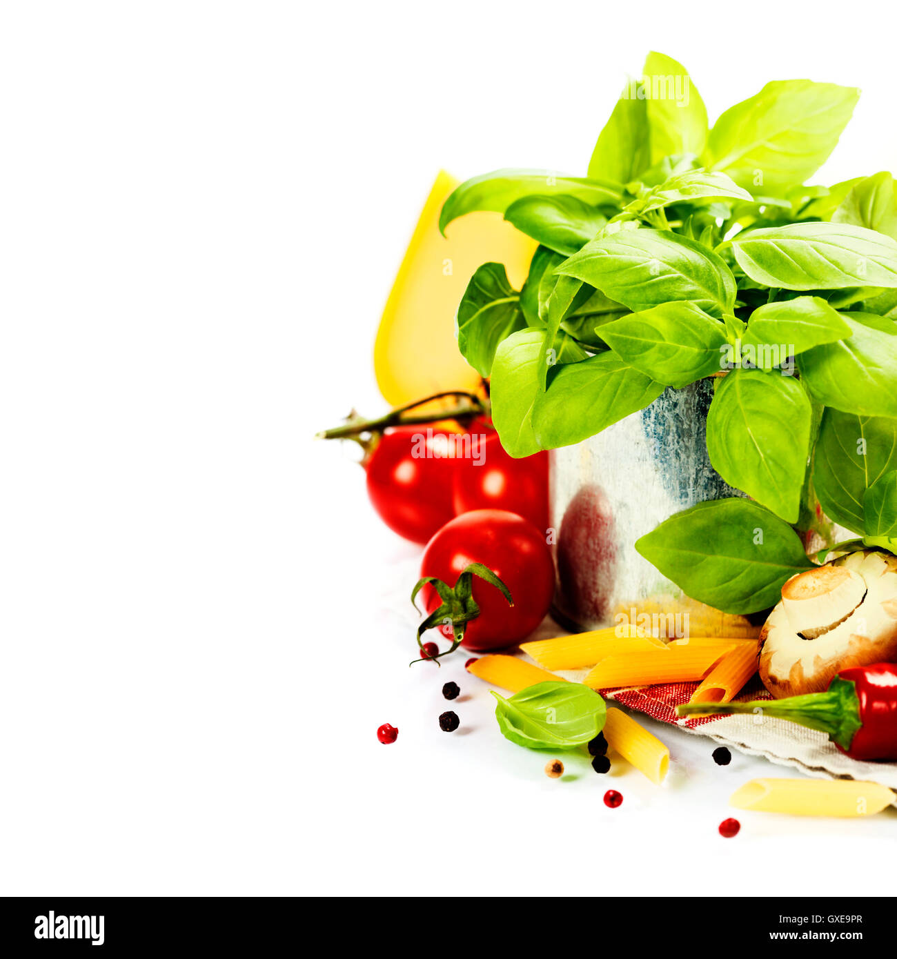 Basil closeup hi-res stock photography and images - Alamy