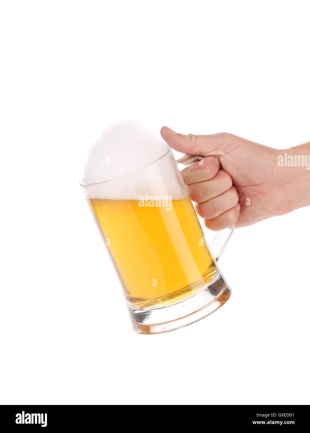 Full beer mug in hand Stock Photo - Alamy