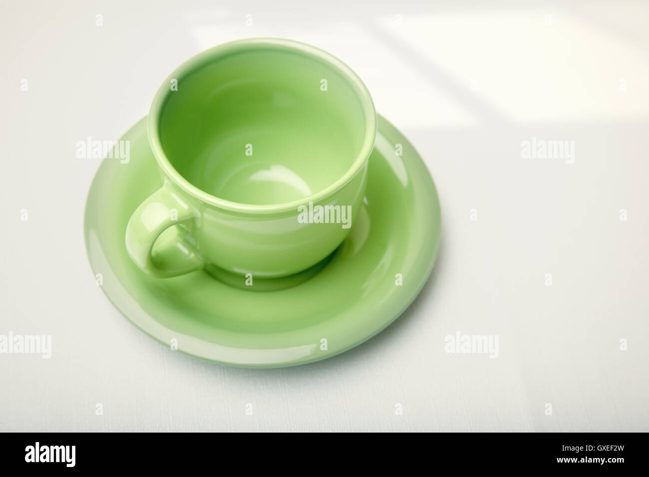 Green ceramic ware hi-res stock photography and images - Alamy