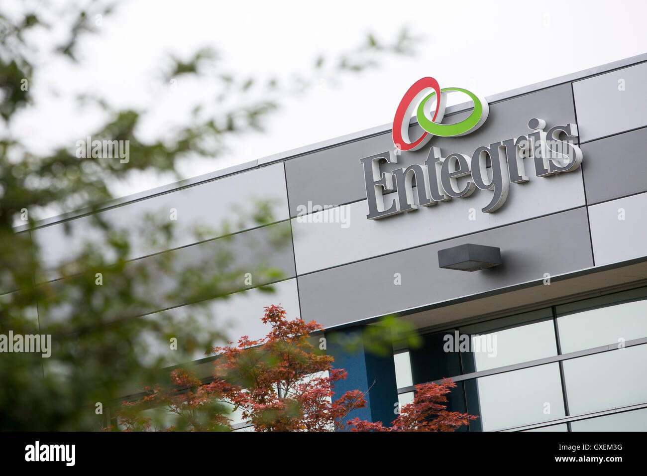 Logo sign outside headquarters entegris hi-res stock photography and ...
