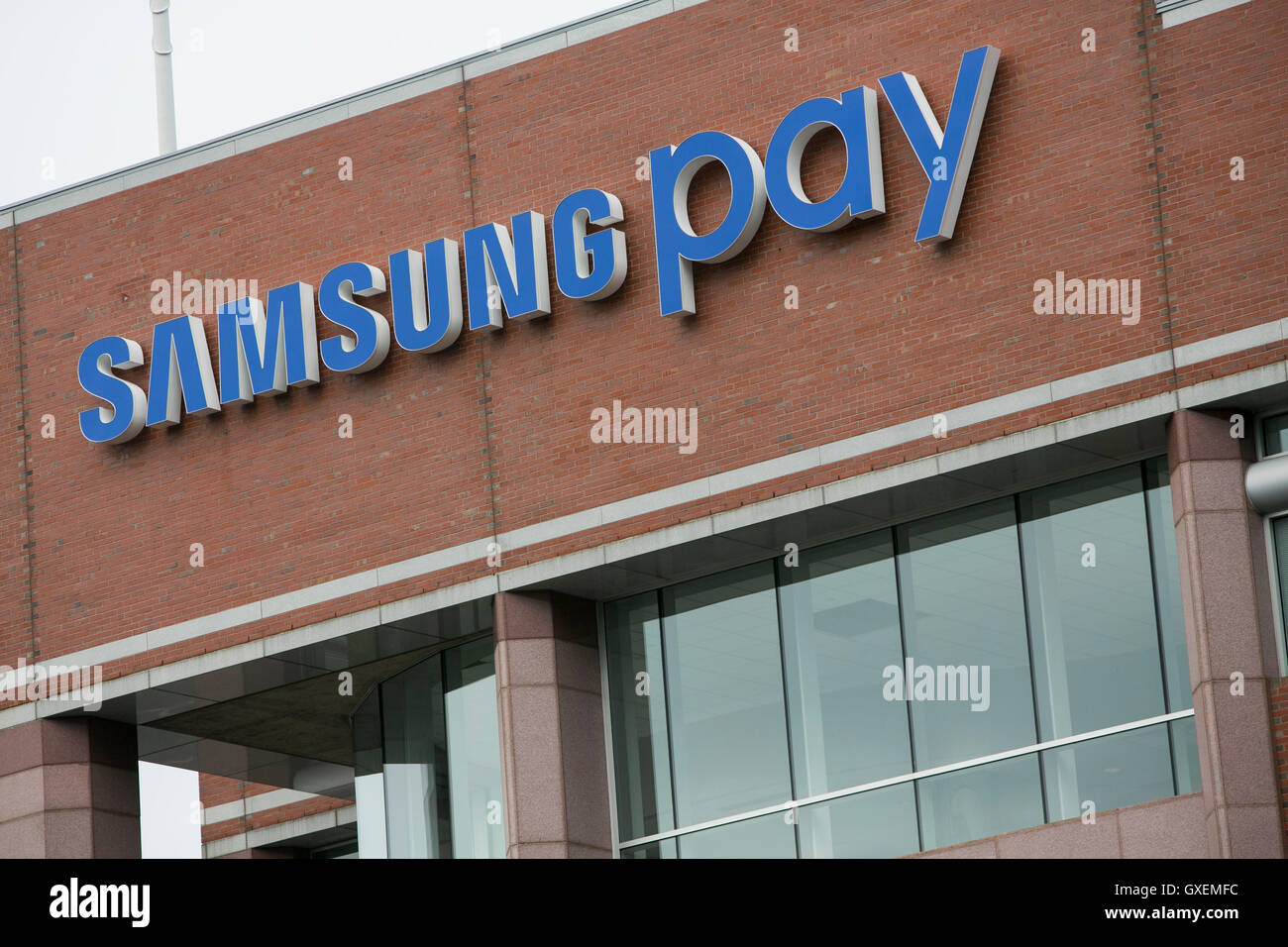 Samsung Pay Logo High Resolution Stock Photography and Images - Alamy