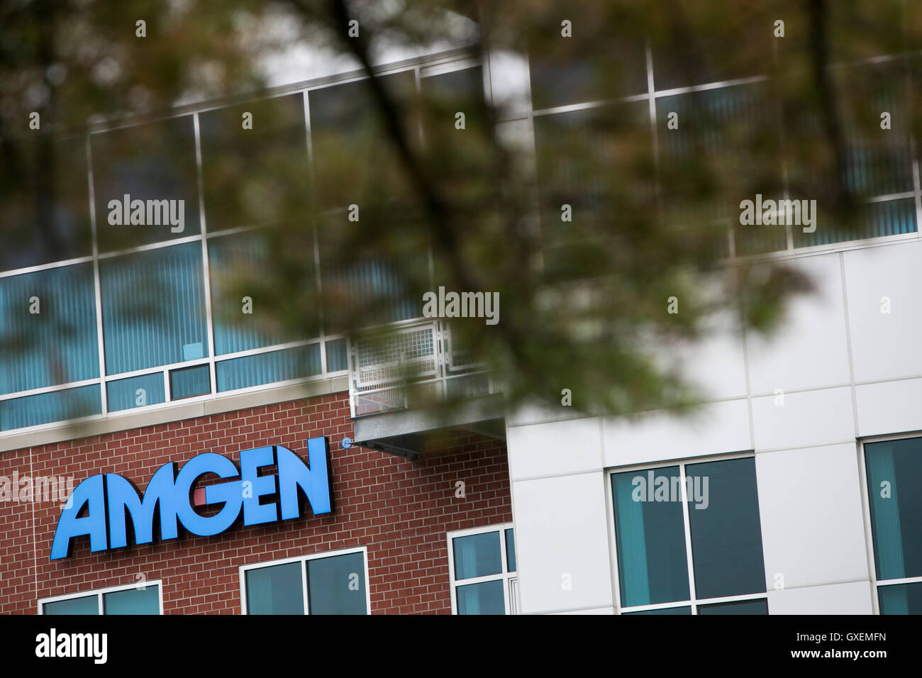 Logo Sign Outside Facility Occupied Stock Photos & Logo Sign Outside ...