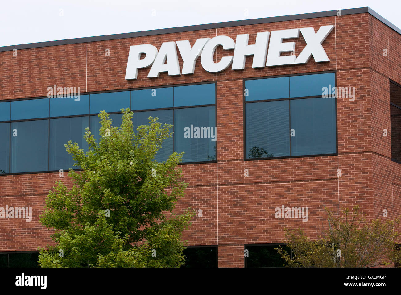 Paychex sign hi-res stock photography and images - Alamy