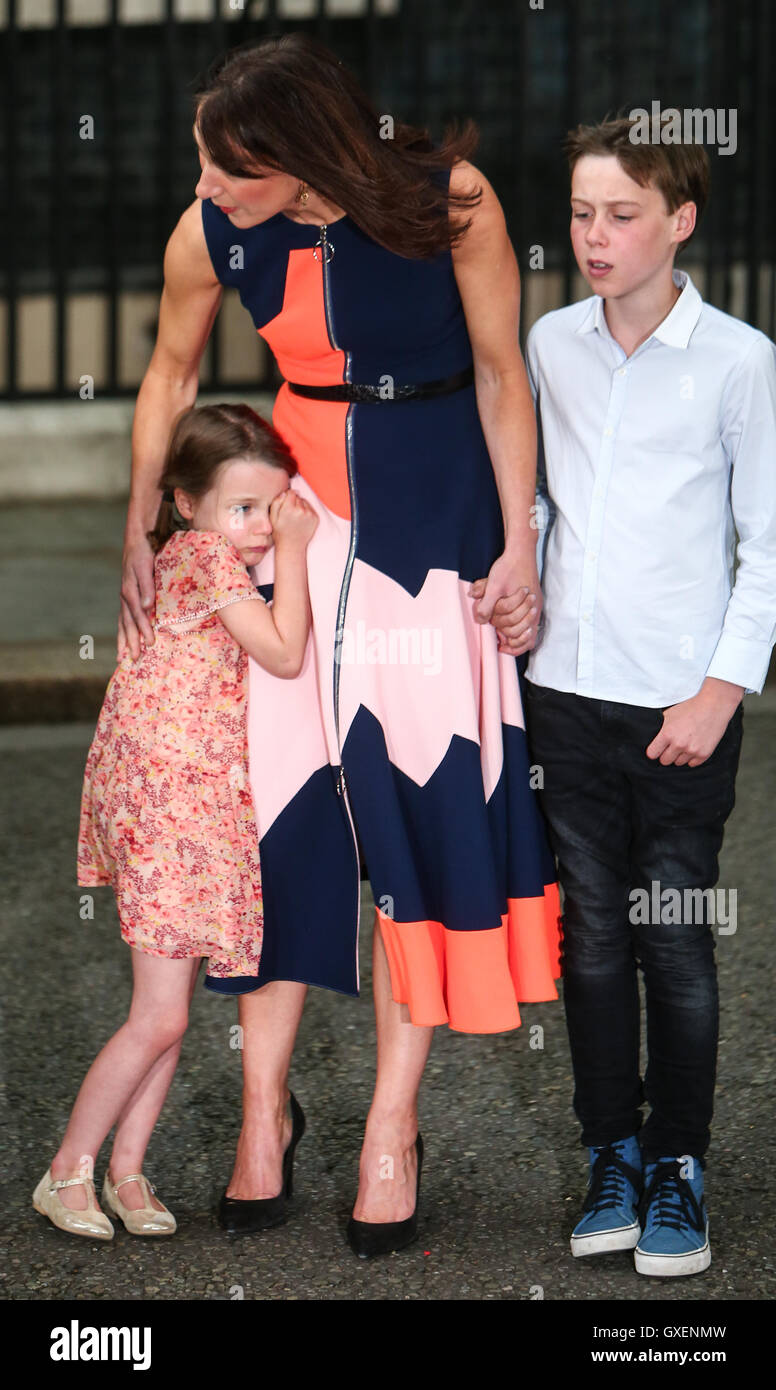 David Cameron and his wife, Samantha, along with their children, leave ...