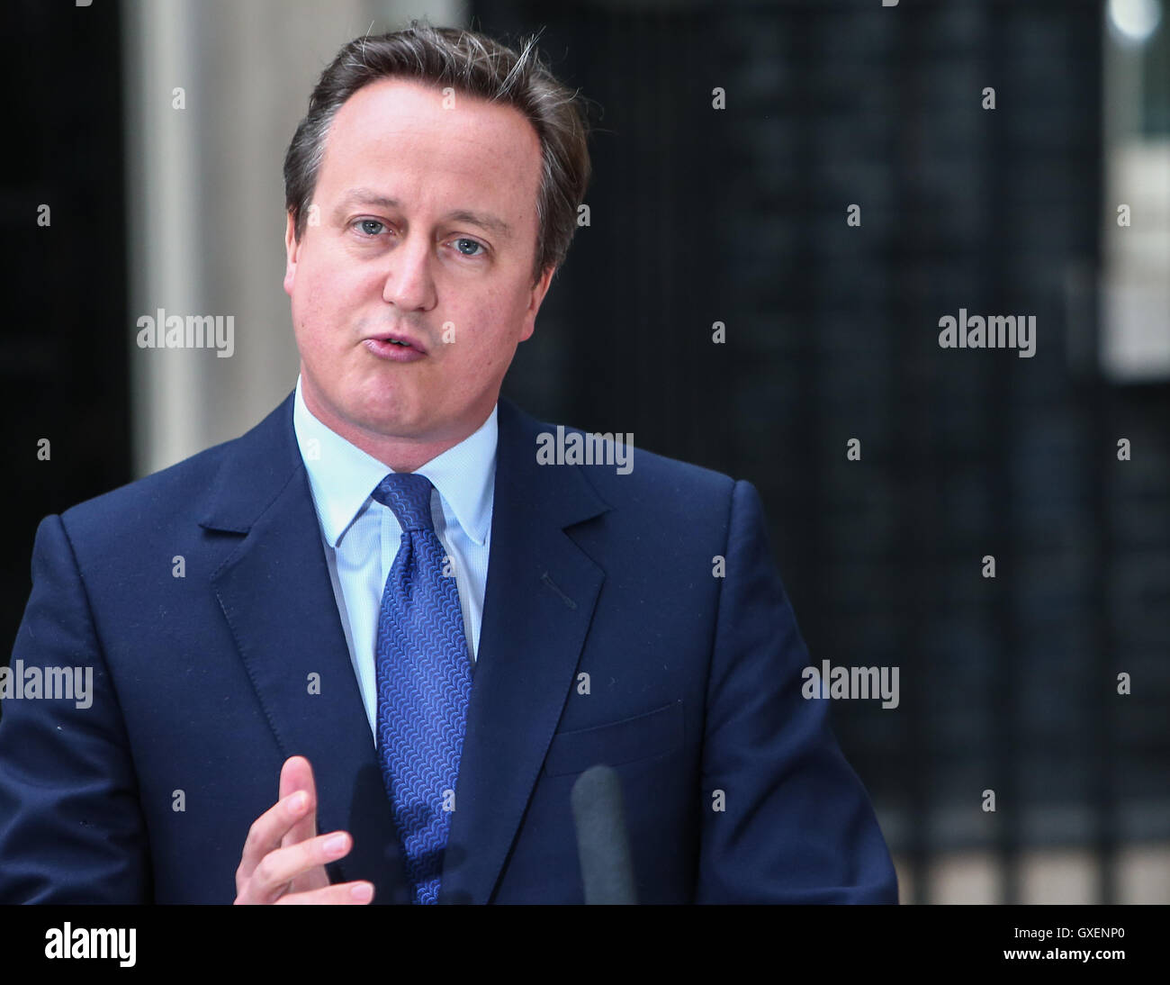 David Cameron and his wife, Samantha, along with their children, leave ...