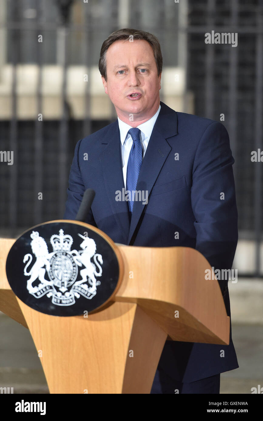 David Cameron resigns as Theresa May is appointed new Prime Minister at ...