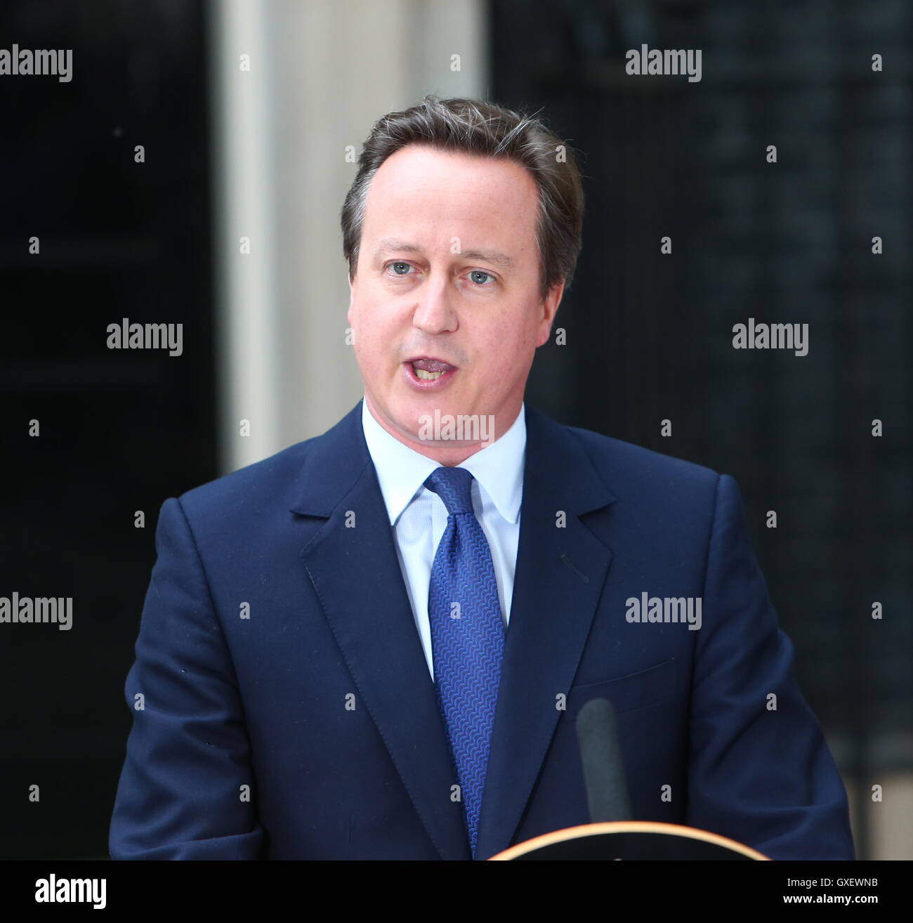 David Cameron delivers a speech outside 10 Downing Street for the last ...