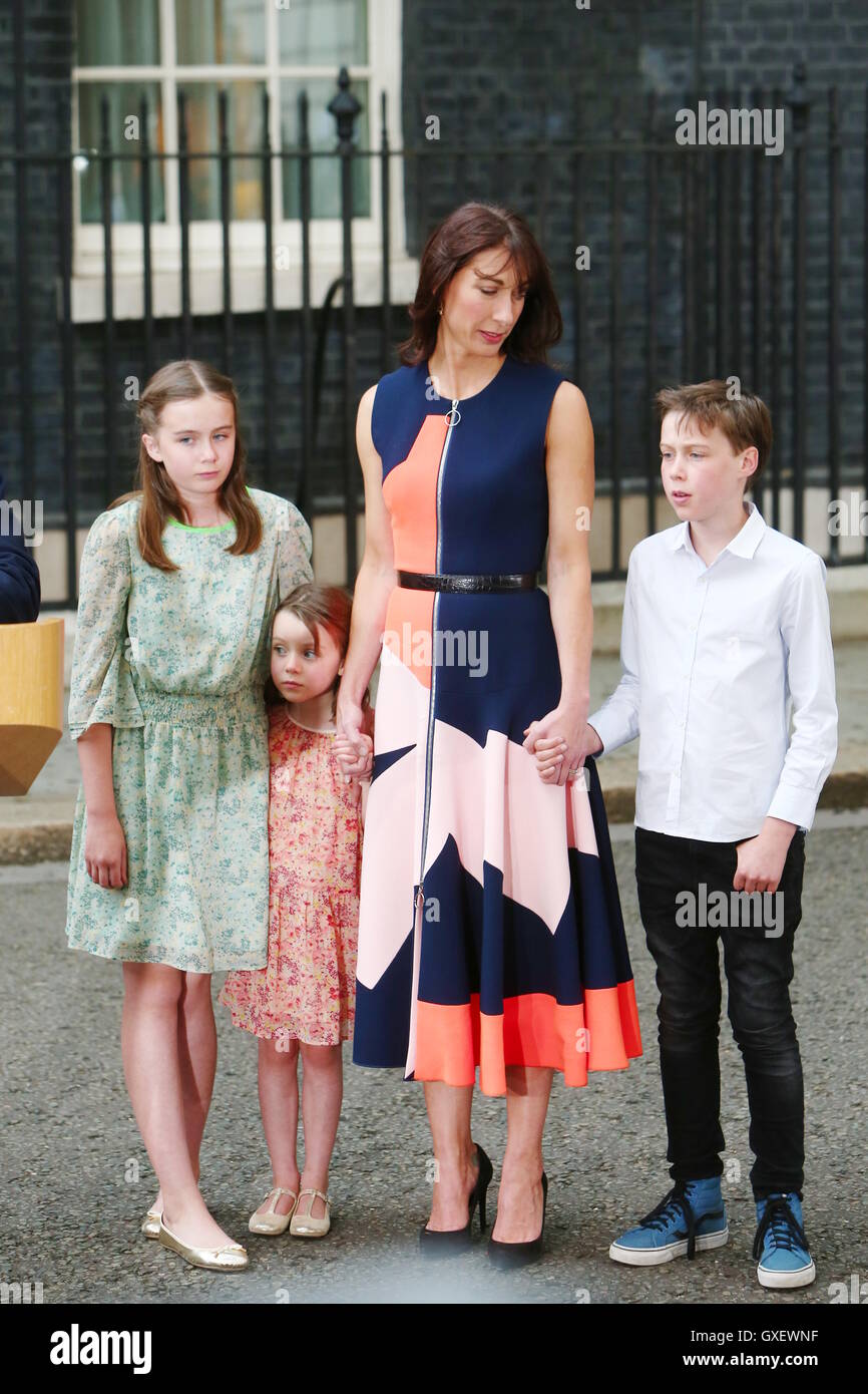 David Cameron delivers a speech outside 10 Downing Street for the last ...