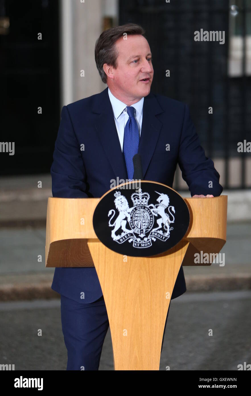 David Cameron delivers a speech outside 10 Downing Street for the last ...