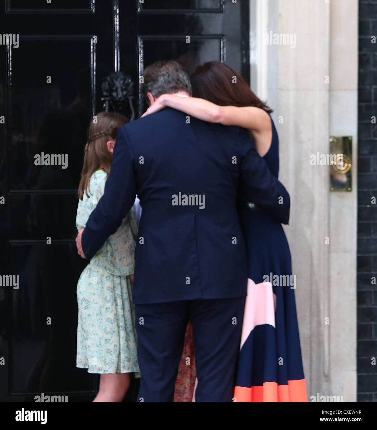 David Cameron delivers a speech outside 10 Downing Street for the last ...