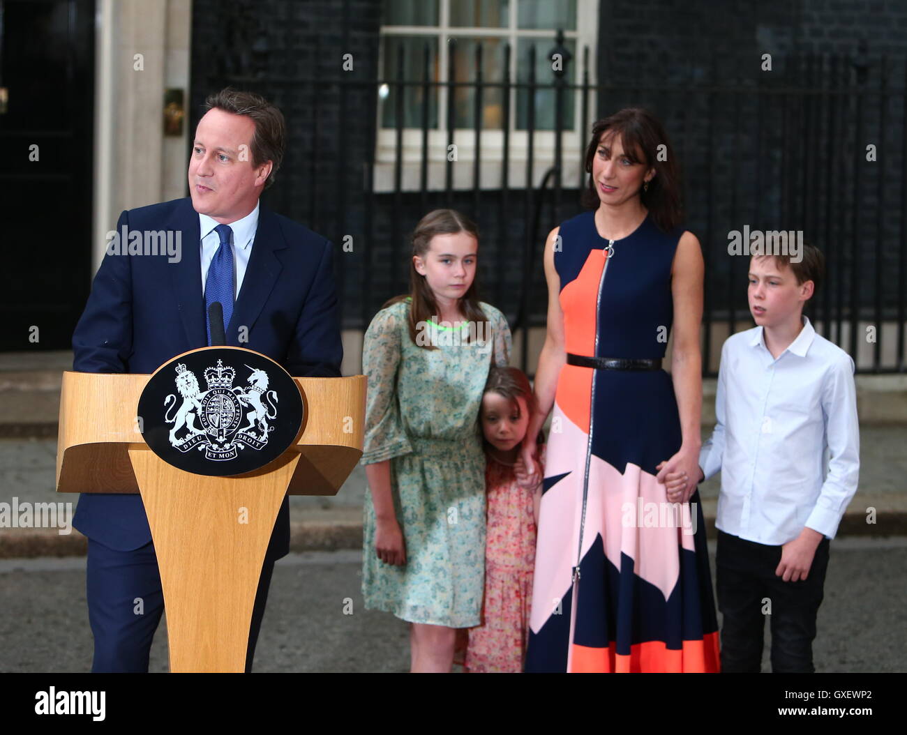 David Cameron delivers a speech outside 10 Downing Street for the last ...