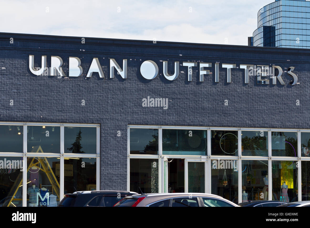 Urban outfitters hi-res stock photography and images - Alamy