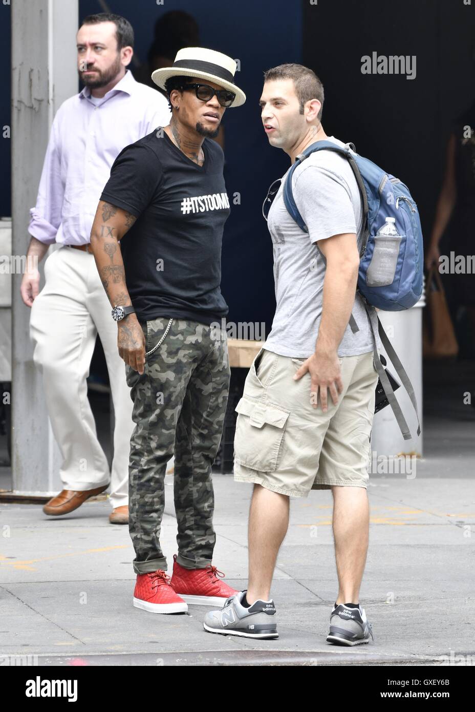 DL Hughley conducts an interview in the Tribeca neighborhood of Lower ...