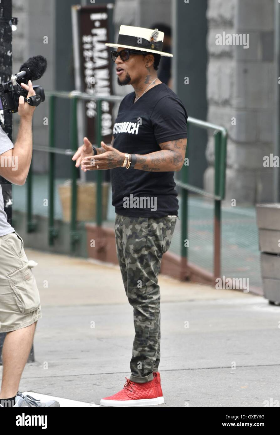 DL Hughley conducts an interview in the Tribeca neighborhood of Lower ...