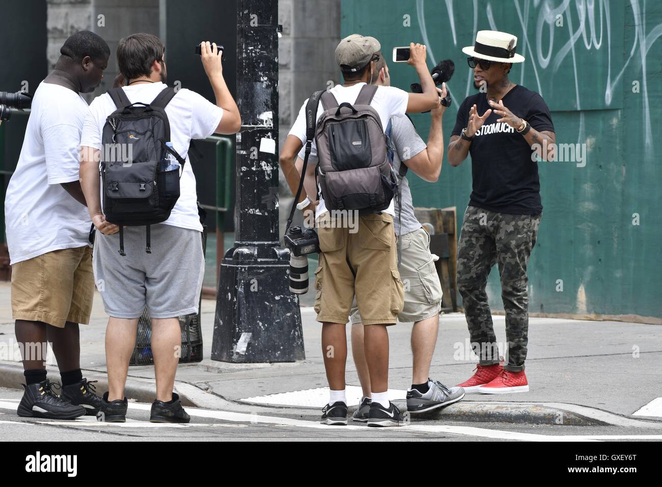 DL Hughley conducts an interview in the Tribeca neighborhood of Lower ...