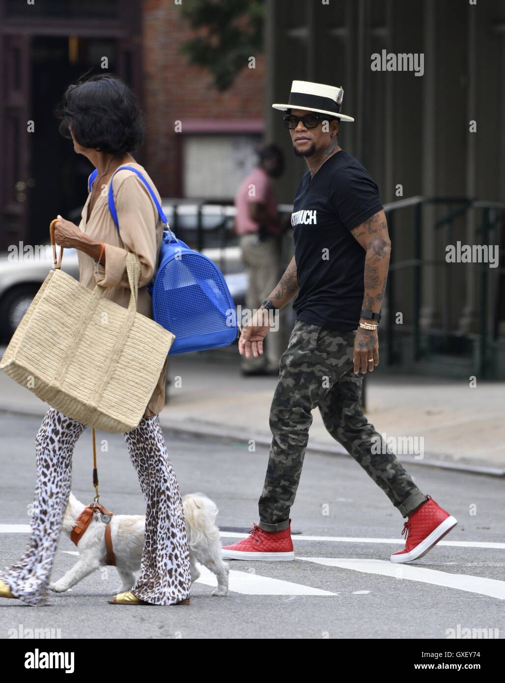 DL Hughley conducts an interview in the Tribeca neighborhood of Lower ...