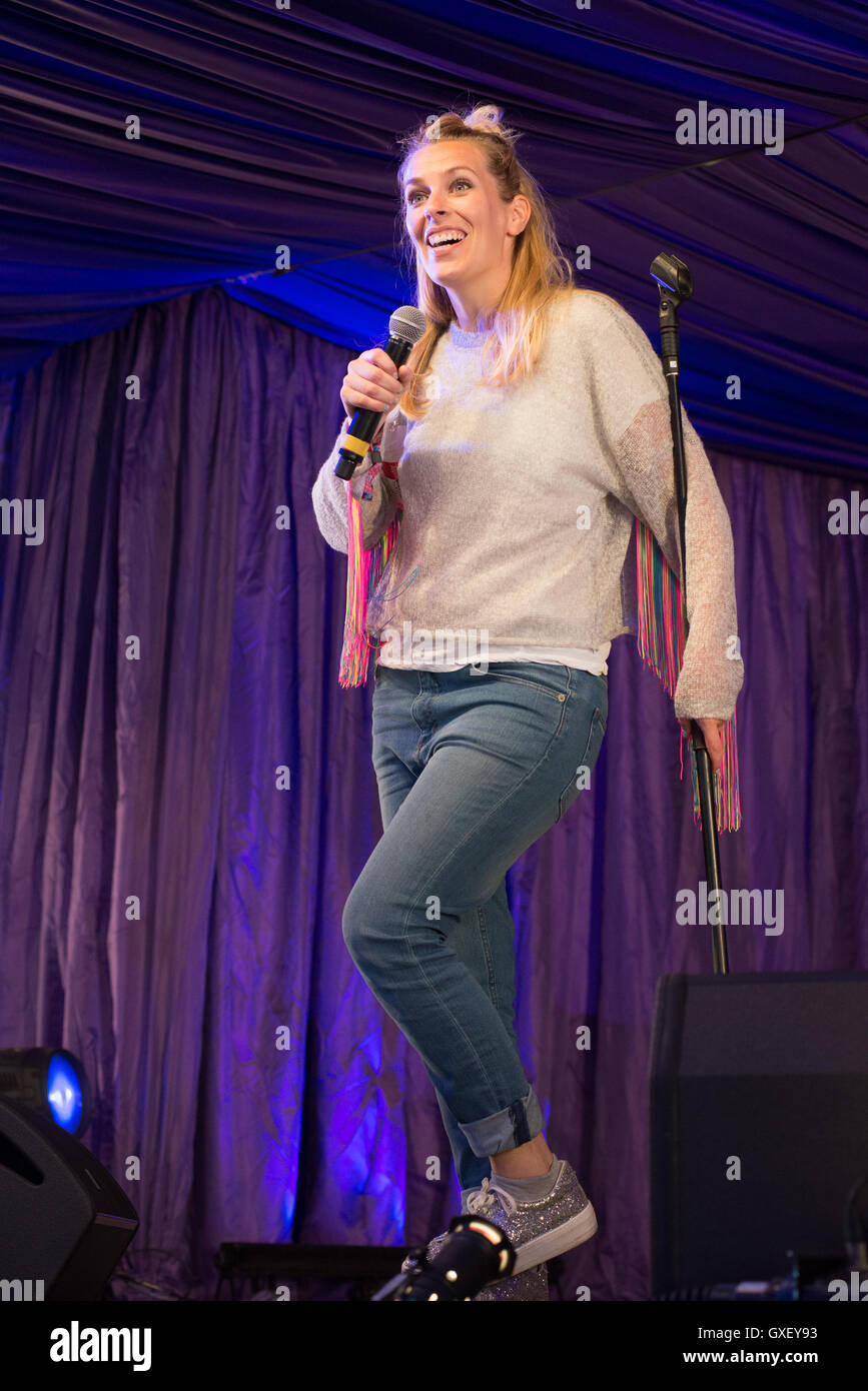 Sarah pascoe hi-res stock photography and images - Alamy