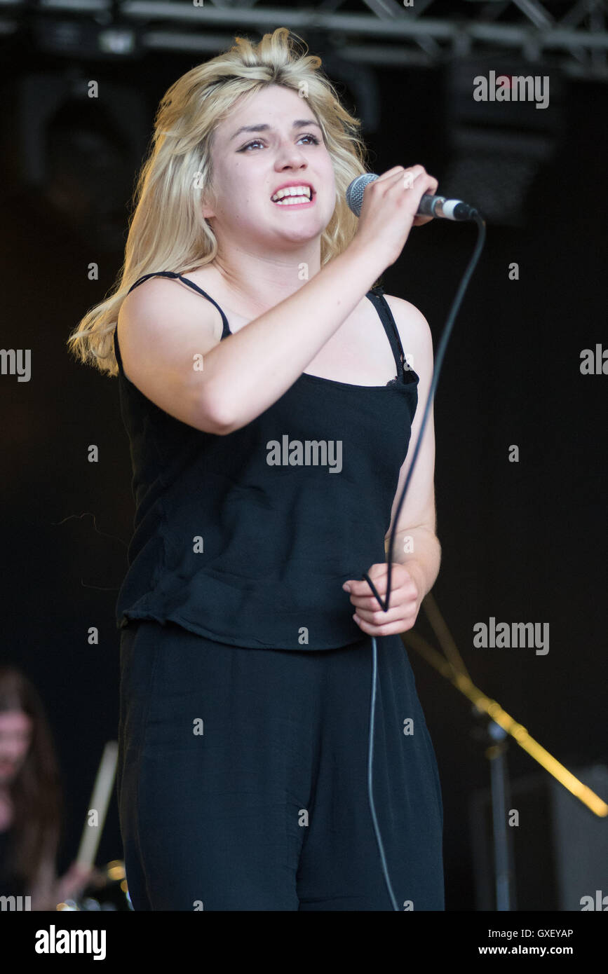 Latitude Festival 20216 - Day 2 - Performances Featuring: Estrons Where ...