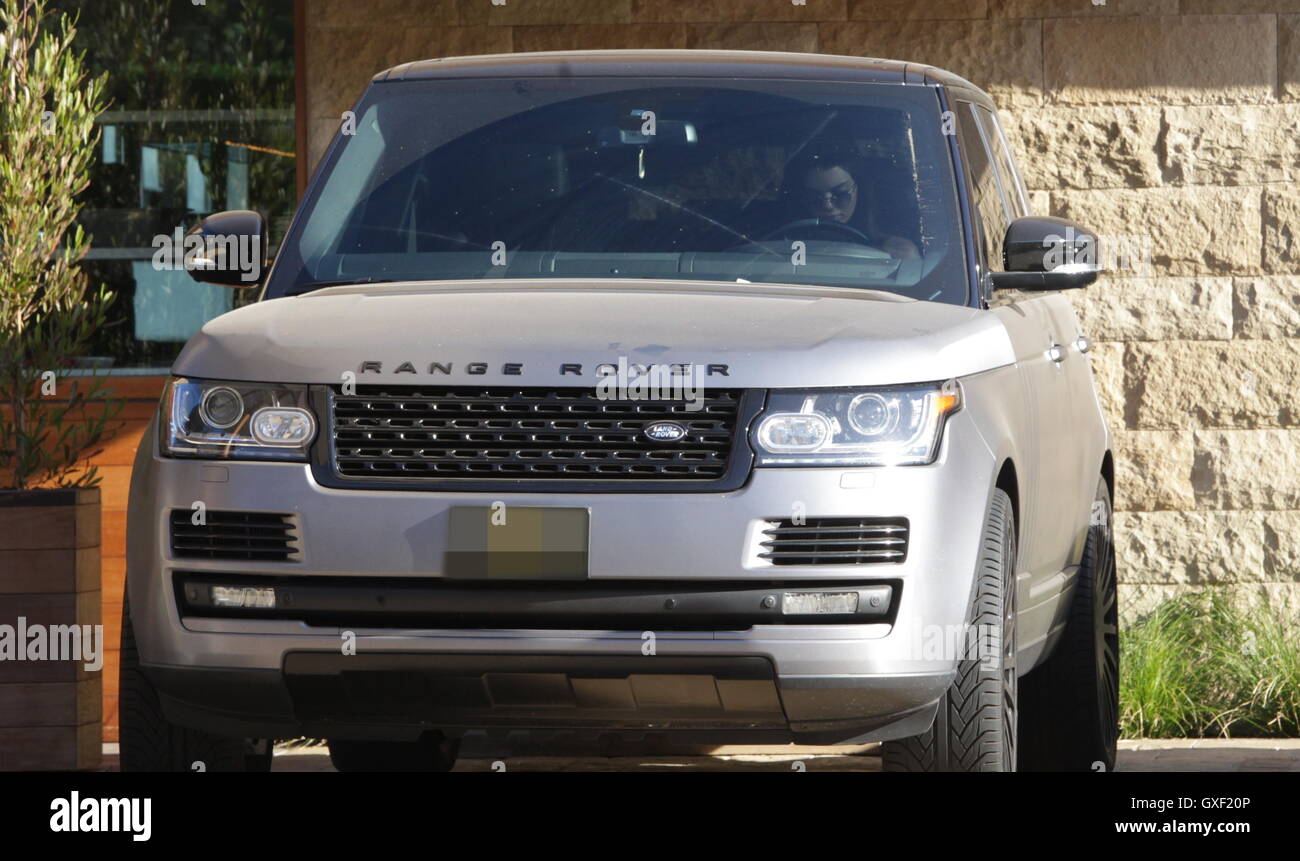 Kendall Kardashian Range Rover