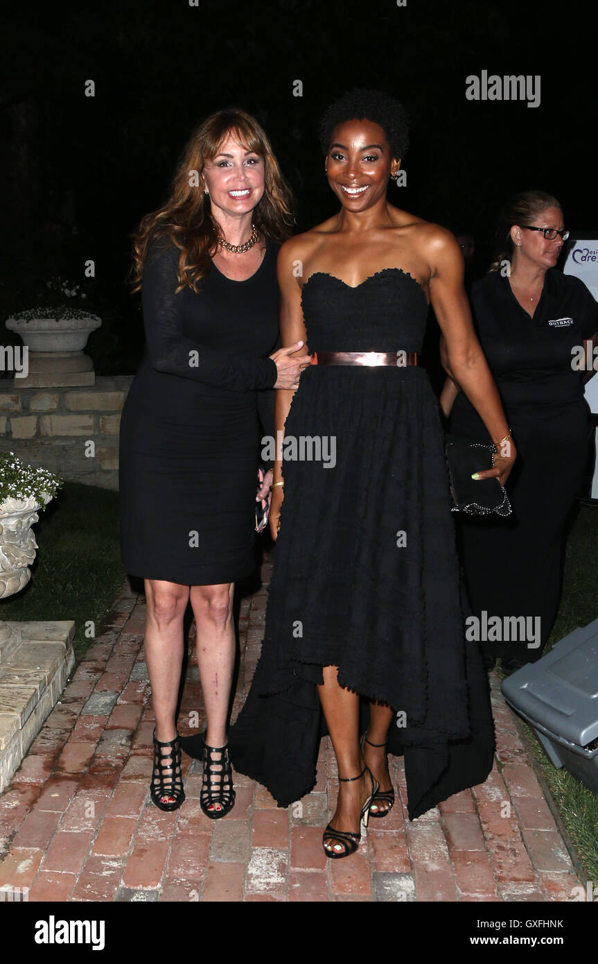 HollyRod 18th Annual DesignCare Gala - Inside Featuring: Liza Anderson ...