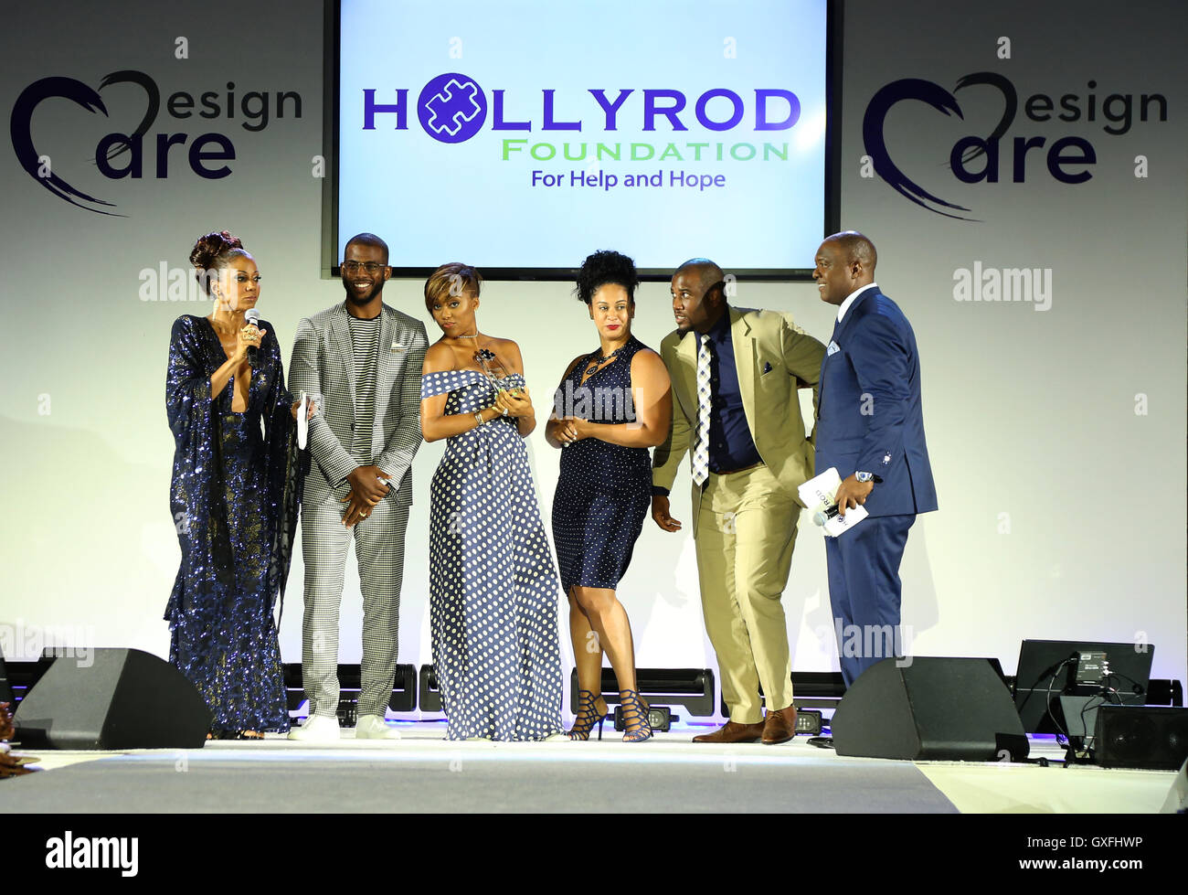 HollyRod 18th Annual DesignCare Gala - Inside Featuring: Holly Robinson ...