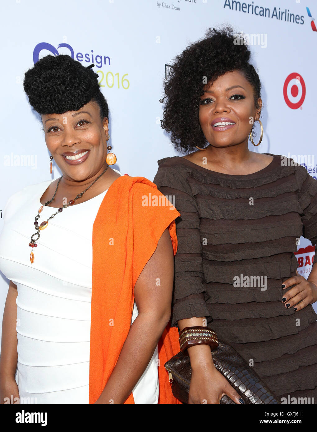 HollyRod 18th Annual DesignCare Gala - Inside Featuring: Carla Renata ...