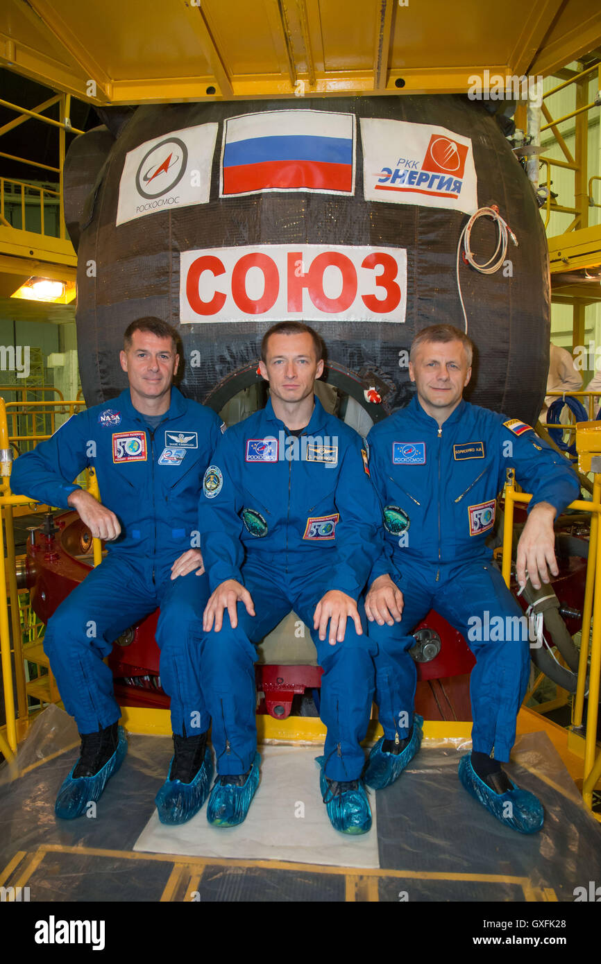 International Space Station Expedition 49 prime crew members (L-R) NASA ...