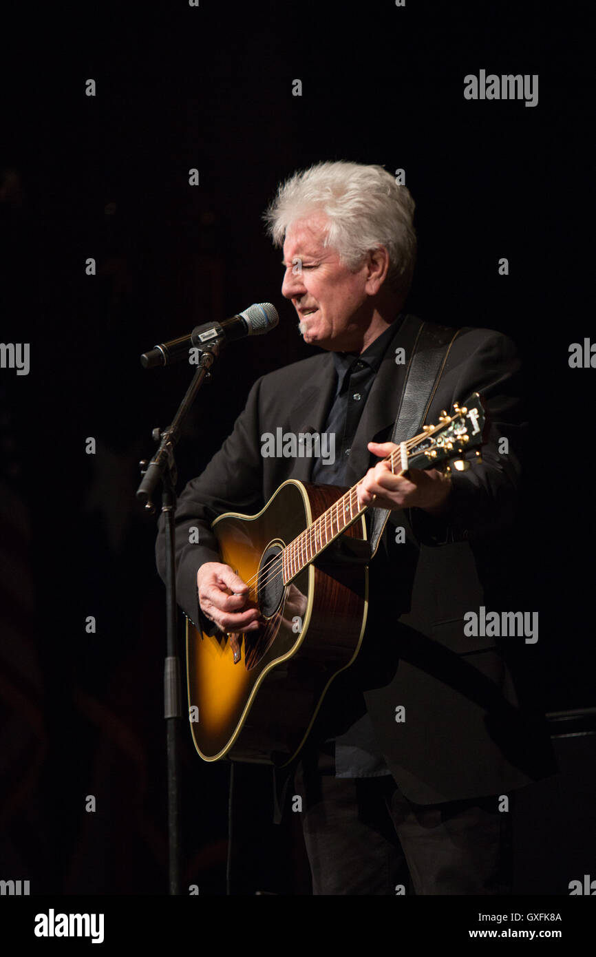 Graham nash hi-res stock photography and images - Alamy